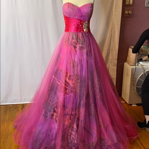 Party Time Formals | Dresses | Party Ball Gown | Poshmark